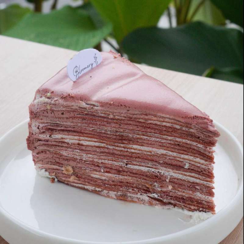 Jual Red Velvet Mille Crepe (slice/ Whole) Di Seller Bloomery Cake ...