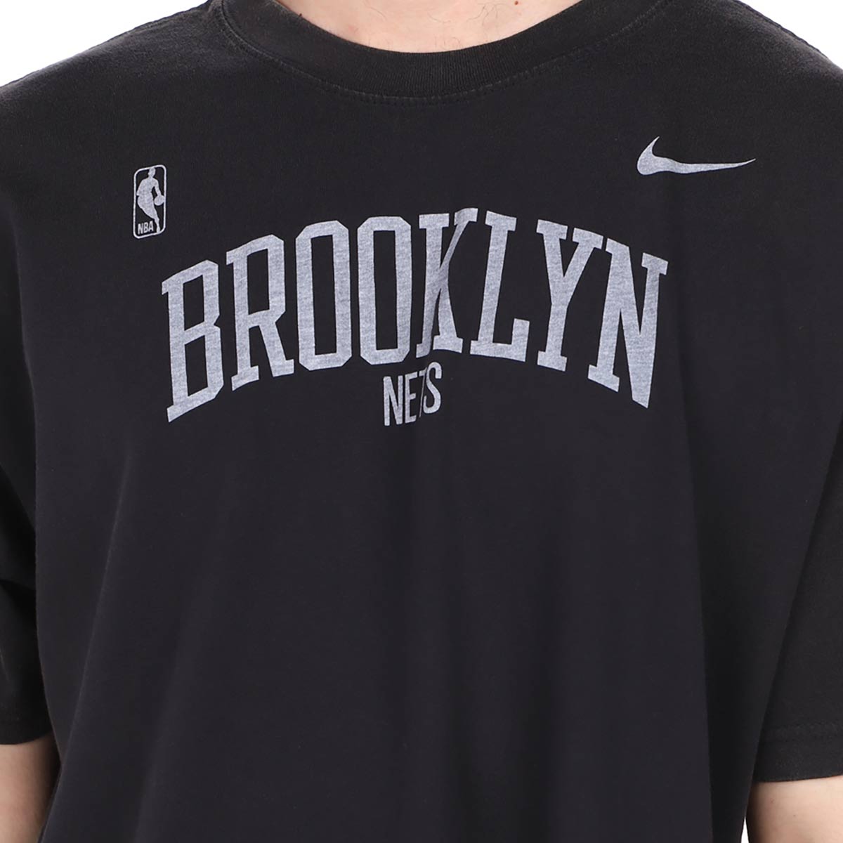 Jual Nike Men Basketball Brooklyn Nets Courtside Max 90 Tee Kaos Basket ...