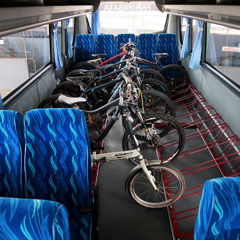 Jual White Horse Deluxe Coach Premiere Medium Rental Bus [35 Seat] Di ...