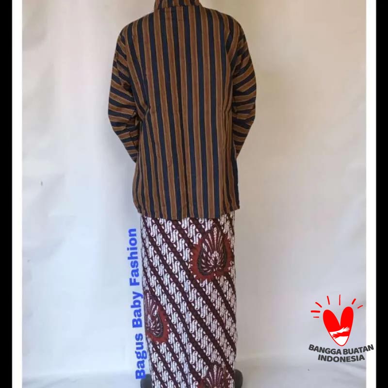 Jual Baju Surjan Lurik Adat Jawa Warna Biru Set Jarik Blangkon Di ...
