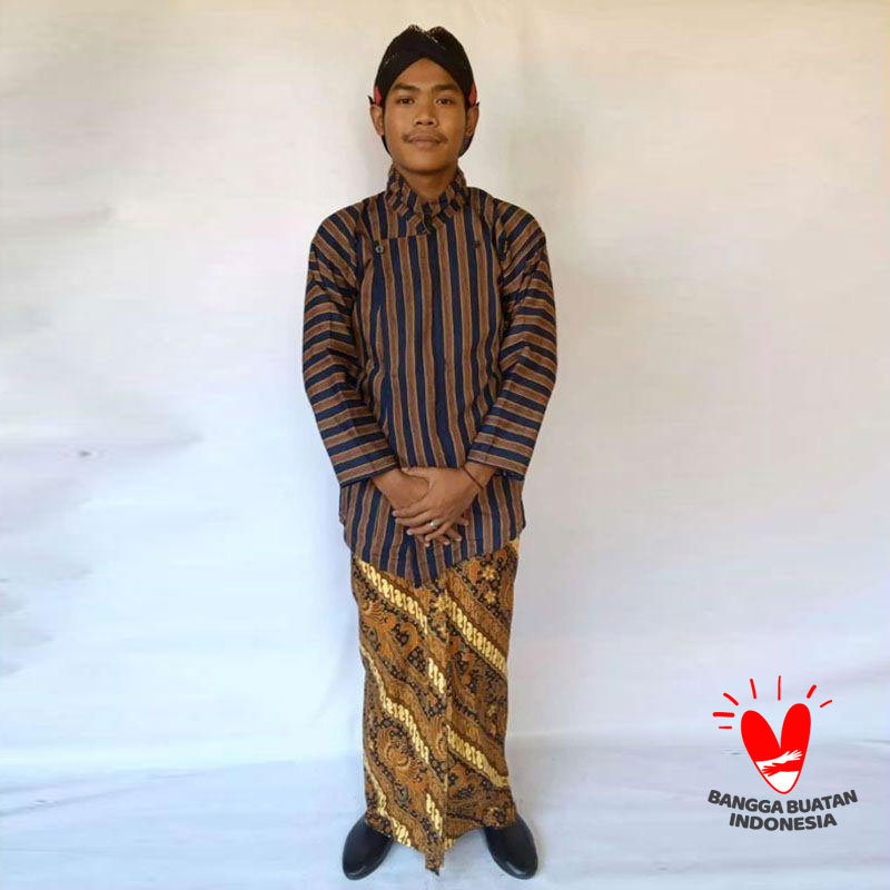 Jual Surjan Lurik Dewasa Warna Hitam Set Jarik Blangkon Adat Jawa Di Seller Dion Silver ...