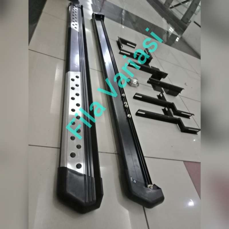 Promo Foot Step Samping Bintik Injakan Samping Mobil Toyota Rush Lama ...