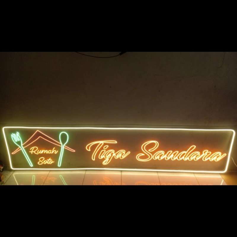Promo Lampu Led Neon Text Tulisan Tiga Saudara Dan Logo Pesanan Kak ...