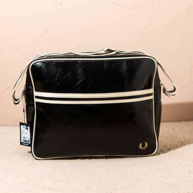 Jual Tas Fred Perry Logo Side Stripe White Black Sling Bag 100% ...
