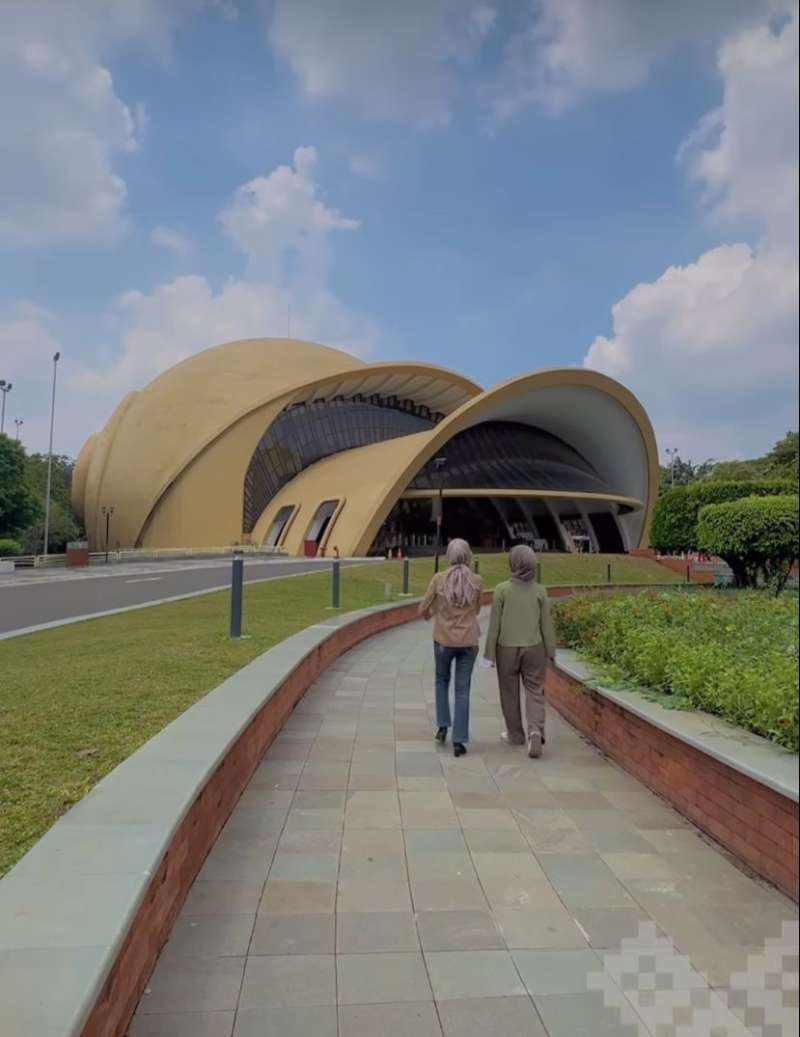 Jual Tiket Masuk Taman Mini Indonesia Indah (tmii) Di Seller Watch Time ...