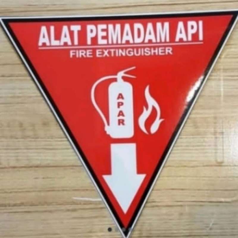Jual STIKER VINYL APAR ALAT PEMADAM API 20X20CM SIGN RAMBU K3 di Seller ...