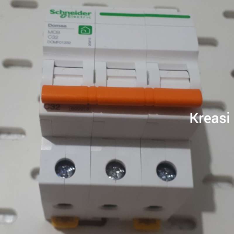 Promo MCB 3 PHASE C32 32 AMPERE DOMAE DOMF01332 SCHNEIDER MERLIN GERIN ...