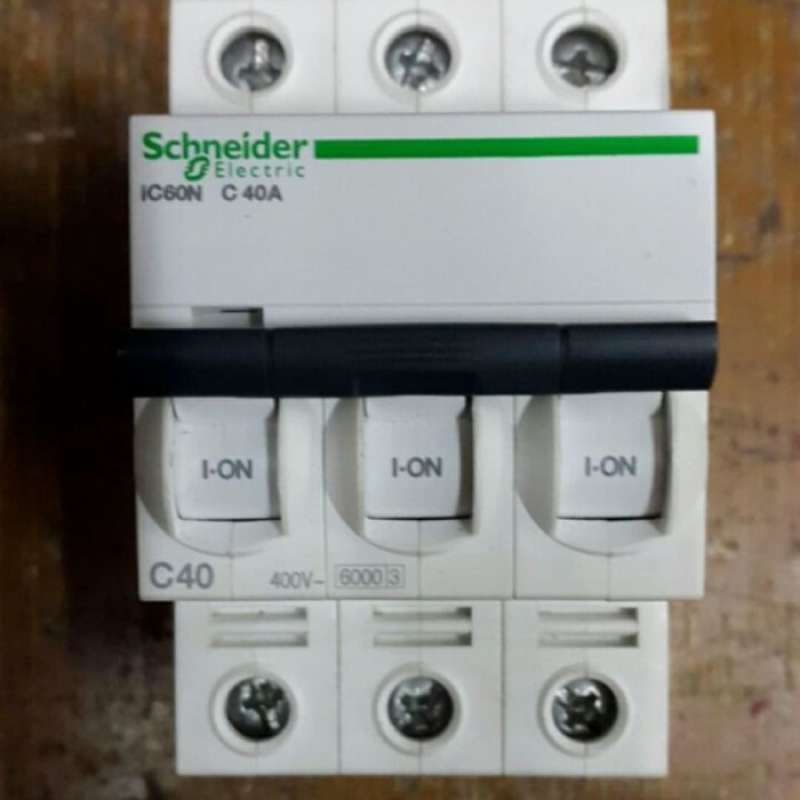 Promo mcb schneider ic60n 3p 40a a9f74340 3phase 3pull 3 phase 3 p Diskon 23% di Seller Rhmd ...