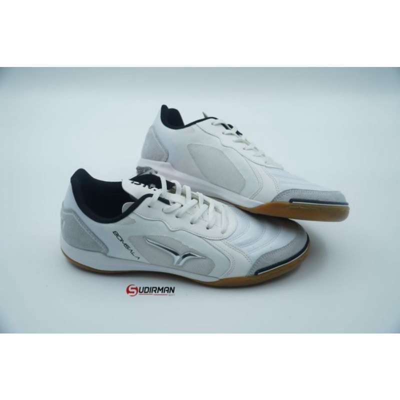 Jual Sepatu Futsal Calci Bomsala Fierce Original !! - 38 Hitam di ...