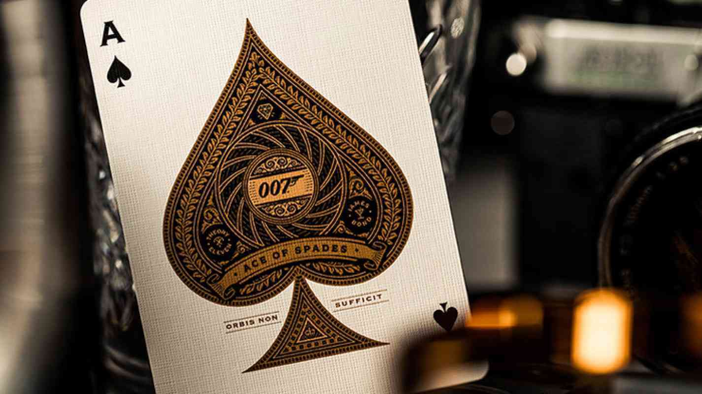 Promo Kartu Remi Import James Bond 007 Theory11 (playing Cards) Diskon 23% Di Seller Megariya ...