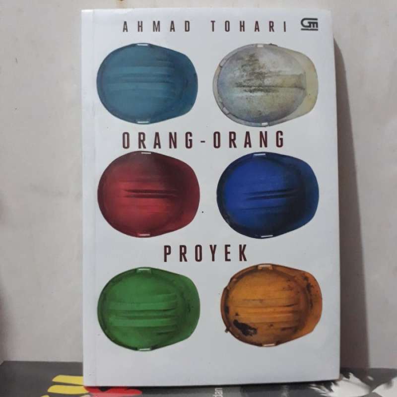 Promo Buku Novel Orang - Orang Proyek Diskon 23% Di Seller Anjangsana ...