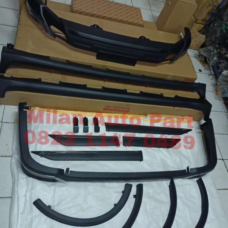 Jual Bodykit Innova Venturer2020 - 2021 Up / Body Kit Innova - Over ...