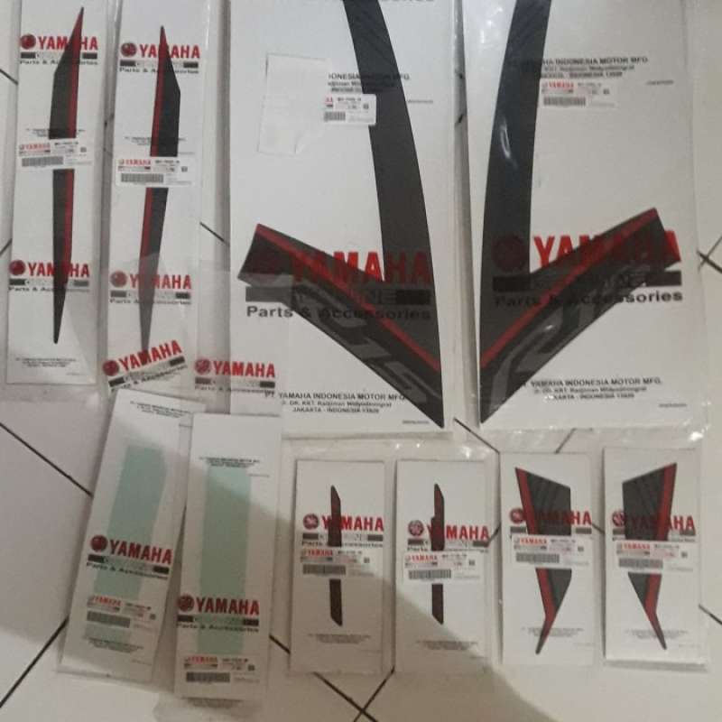 Promo Striping Stiker Motor Lis Original Yamaha R15 2018 2019 Hitam ...