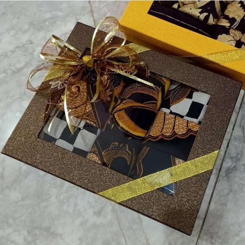Promo Kotak Batik Lapis Mika Untuk Kado Ulang Tahun Seserahan ...