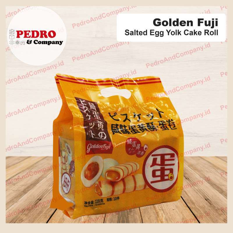 Jual Golden Fuji Salted Egg Yolk Cake Roll 228 Gram 10 Pc Biskuit ...
