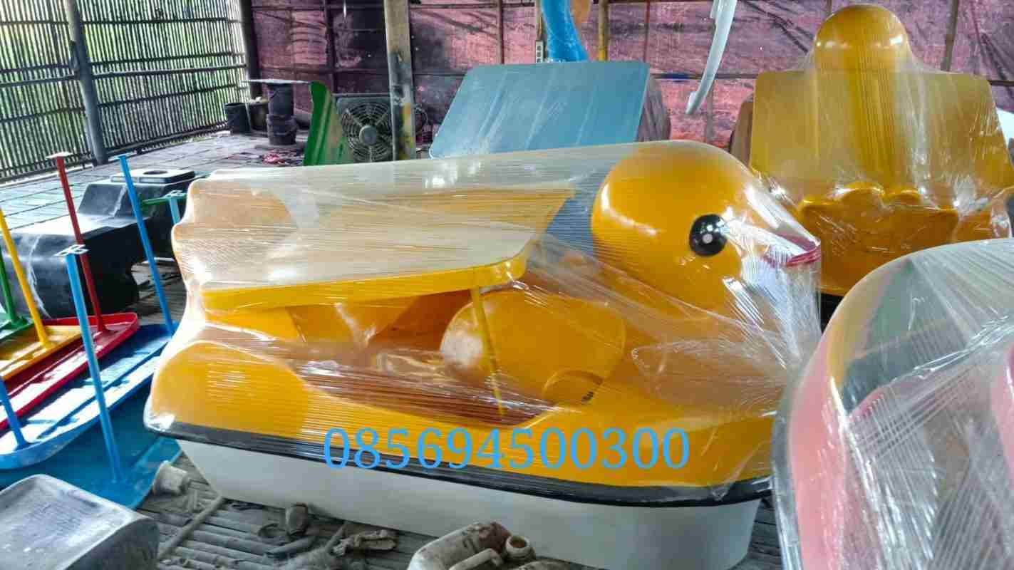 Jual Perahu Angsa Gowes/perahu Karakter Hewan,perahu Bebek Siyap Kirim ...