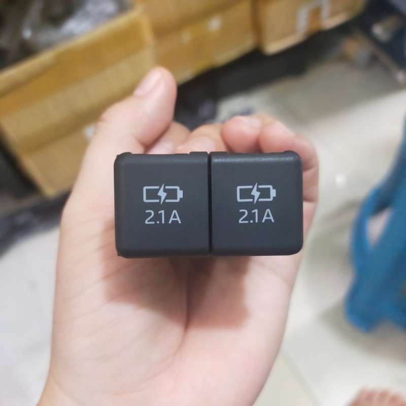 Promo Soket Socket Usb Charger Console Konsol Rocky Raize Original ...
