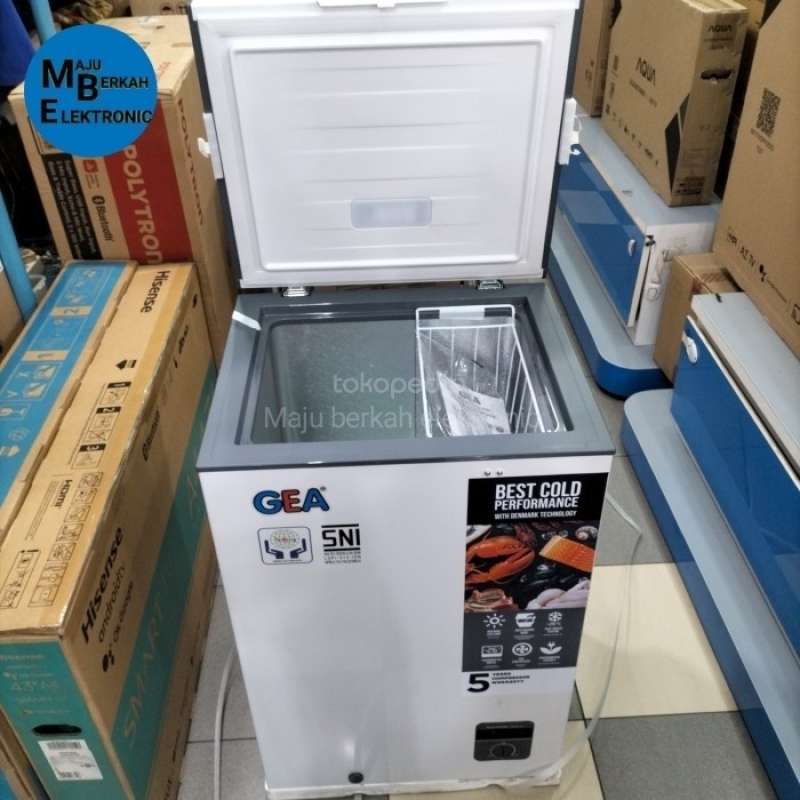 Promo Chest Freezer Box Gea Ab 108 R Untuk Frozen Food Dll (100 Liter ...