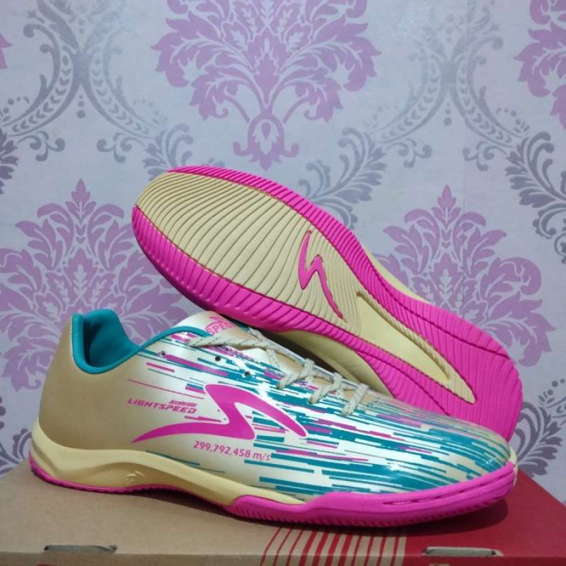 Jual Sepatu Bola Specs Lightspeed Reborn Fg Iluminate Pack Original ...