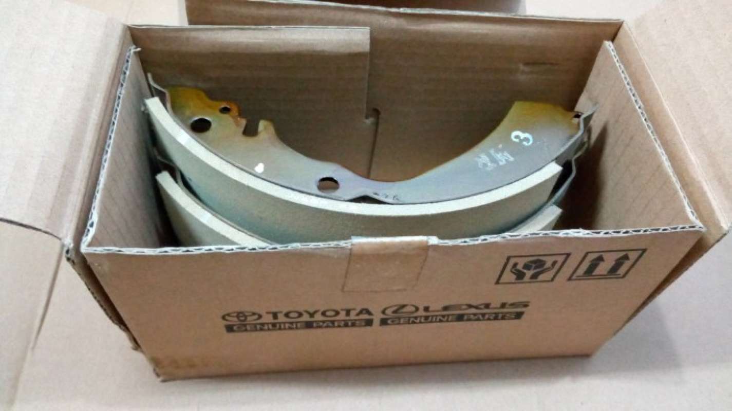 Jual Kampas Rem Brake Shoe Belakang Avanza Xenia Original Asli Toyota ...