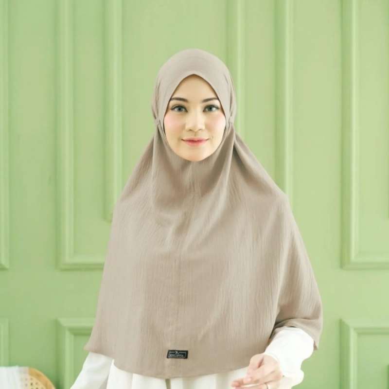 Jual Bergo Maryam Crinkle Airflow Premium Size L / Hijab Crinkle Terbaru - Dongker Di Seller ...