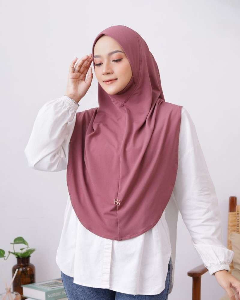 Jual Raina Signature Numa | Bergo Malay | Menutup Dagu | Anti Tembem ...