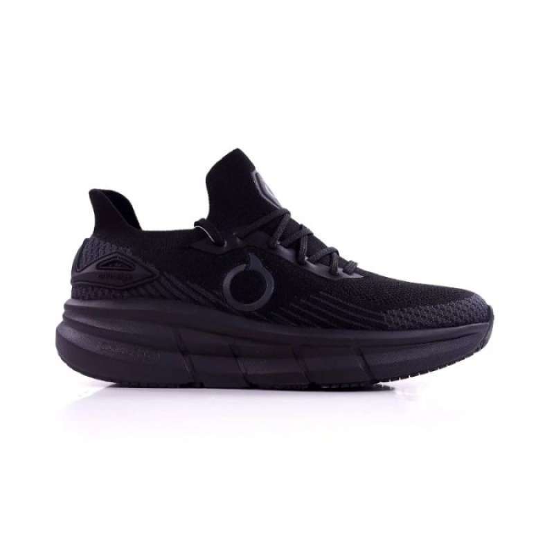 Jual Sepatu Sneakers Ortuseight Bristol - All Black Di Seller Zati Shop ...
