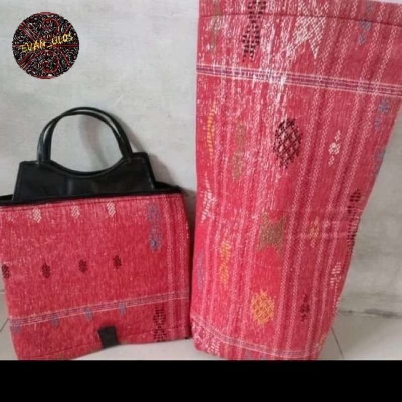 Jual Tandok Dwifungsi Tas Ulos Batak - Sadum Hitam Di Seller Winter ...