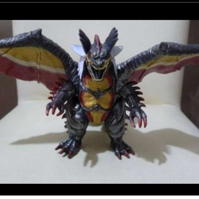Promo Action Figure Ultraman Monster Gaia Kaiju Figur Mainan Diskon 23% ...
