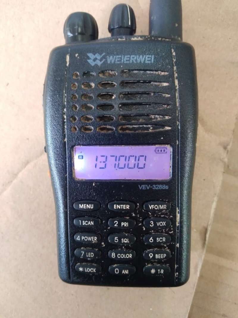 Jual Handy Talky Normal Bekas Weierwei Vev-3288s Vhf Unit Saja Ht Brik Di Seller Circlet ...
