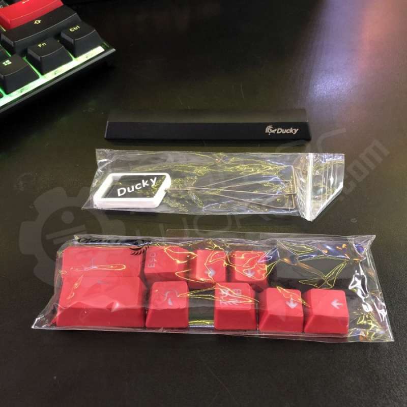 Promo Ducky Mecha Mini 60% Metal Edition Mechanical Gaming Keyboard ...