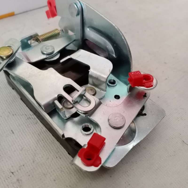 Promo Door Lock Kunci Kancingan Pintu Colt Diesel Fe Ps100 Ps120 Lama ...