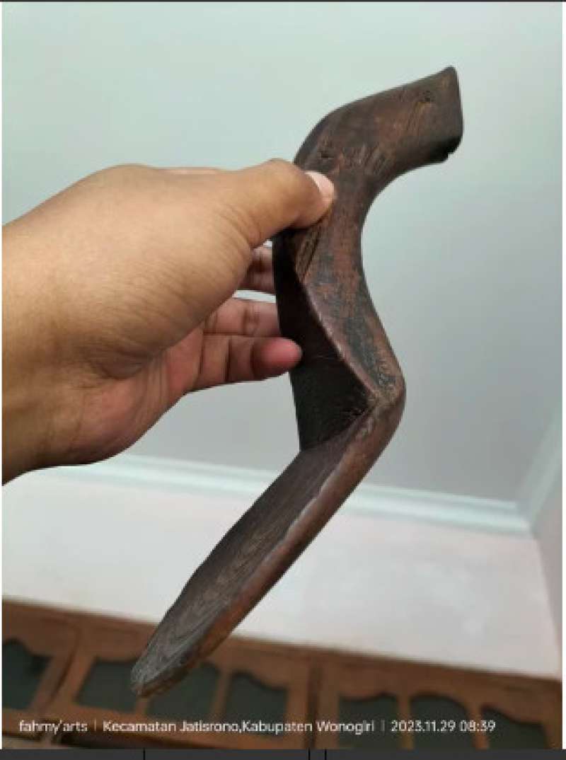 Jual Centong Nasi Dari Kayu Barang Jadul Asli Lawasan Elit Di Seller ...