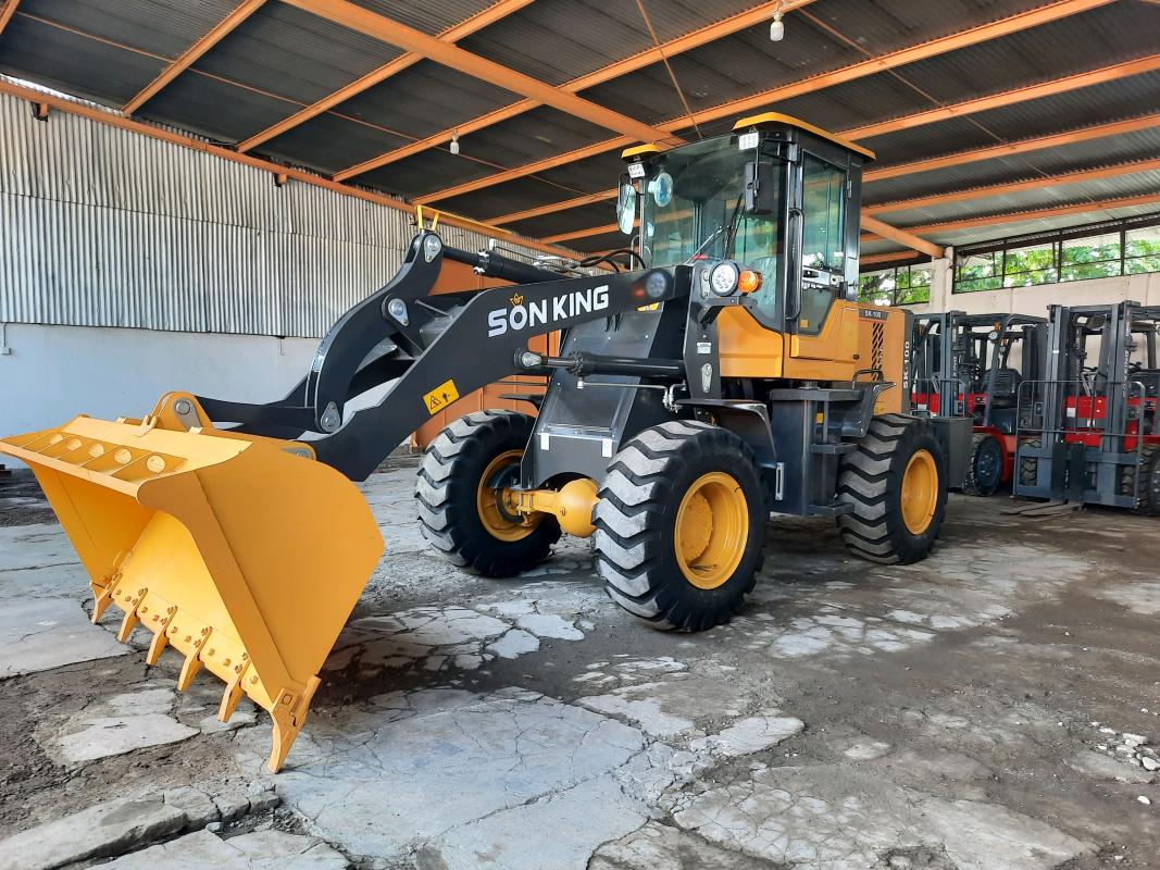 Jual Wheel Loader Kapasitas 1.1m3 Sonking Sk-100 Yunnei Engine Turbo ...