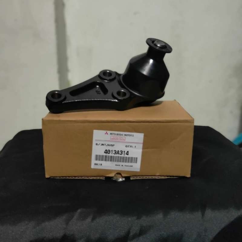 Jual BALL JOINT BAWAH PAJERO SPORT TRITON 2008-2015 4013A314 ASLI ...