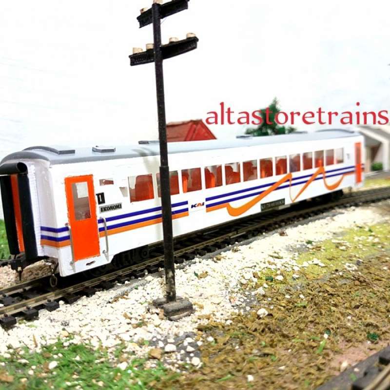 Promo miniatur kereta api gerbong penumpang livery KAI Diskon 29% di ...