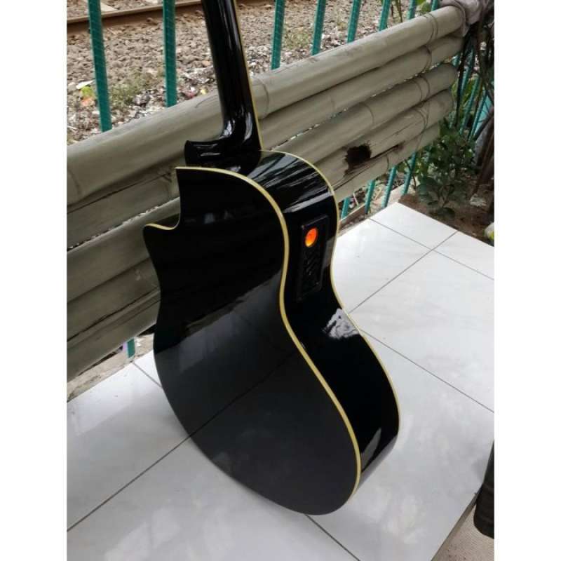 Jual Sale Gitar Akustik Elektrik Merk Yamaha Tipe Apx-500 Hitam Spruce di Seller Plaza Ambarukmo ...