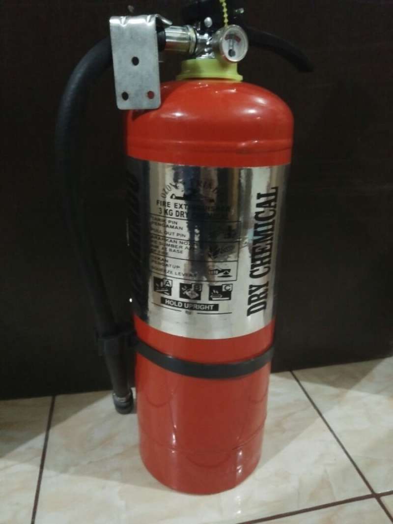 Promo Tabung Pemadam Kebakaran 3Kg Diskon 23% di Seller Munjazi Store ...