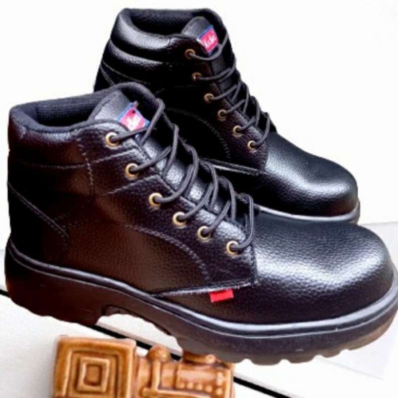 Jual Sepatu Safty Boots/ Sepatu Ujung Besi Kerja Alat Berat Di Seller ...