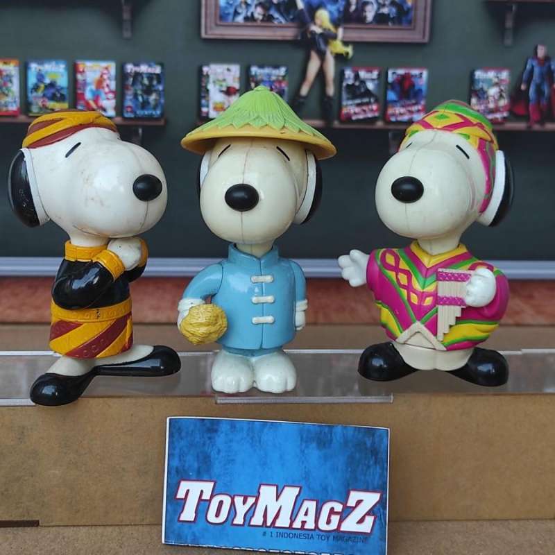 Jual Figure Happy Meal McDonald Snoopy World Tour Set 3pcs di Seller ...