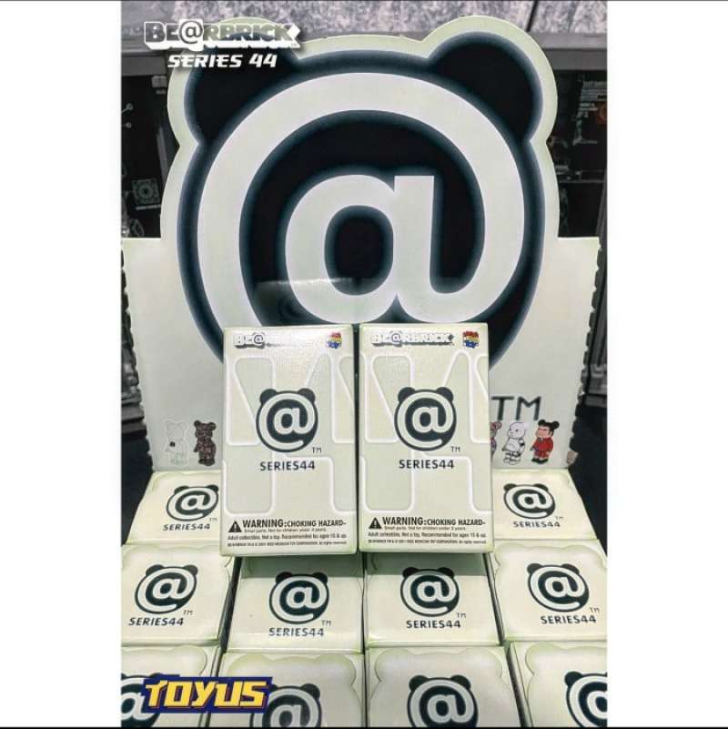 Promo Bearbrick Blind Box Series 44 SATUAN RANDOM - Medicom Toy Diskon ...