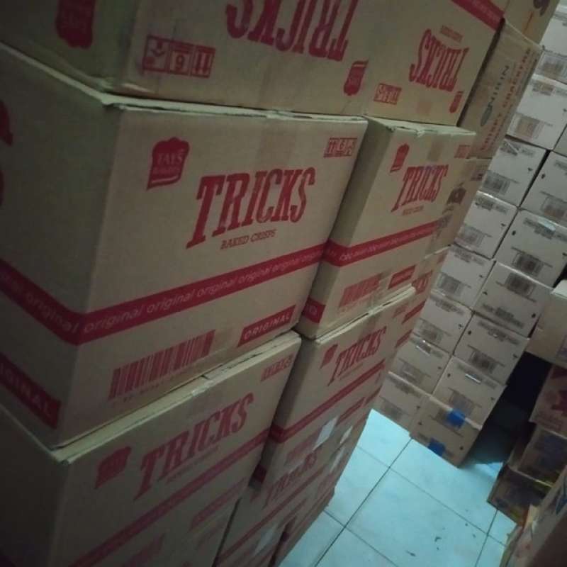 Jual Tricks Potato 1 Dus Isi 24 Box Baked Crisps Rasa Kimchi Original ...