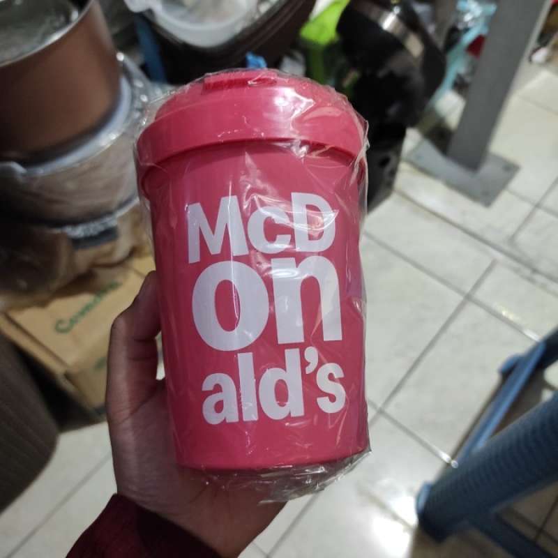 Promo BOTOL AIR MINUM MCD TUMBLER 560ML TEMPAT AIR MINUM MCDONALDS ...