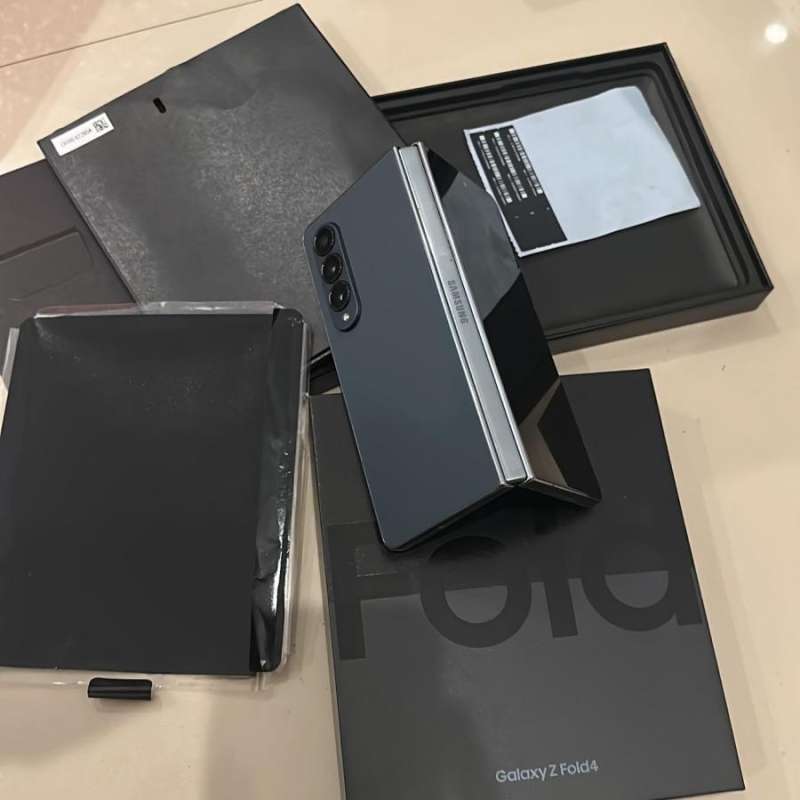 Jual samsung galaxy z fold 4 512gb sein di Seller bebi gadget store - Ciptomulyo, Kota Malang ...