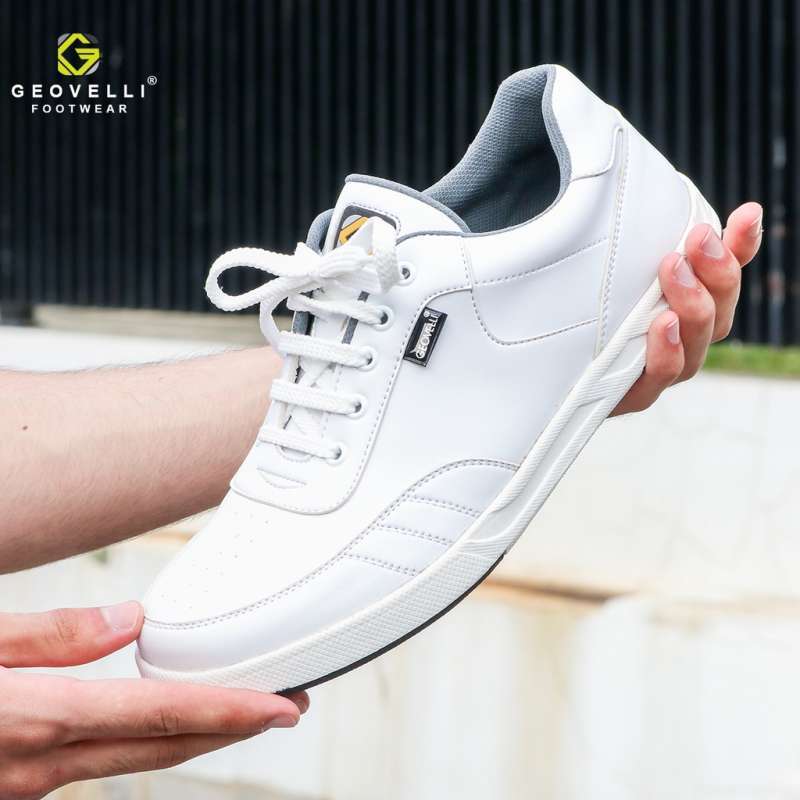 Promo Crewger Sepatu Kasual Pria Kulit Putih Brand Geovellli Sepatu Kerja Outdoor Asli Produksi ...