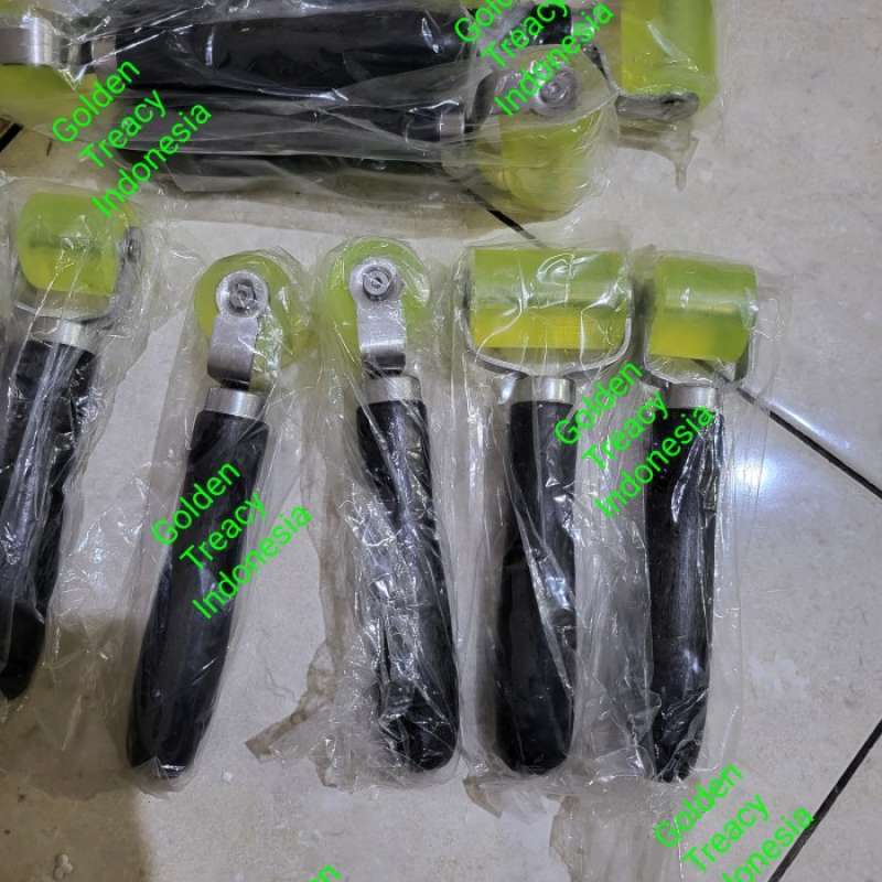 Promo ROLLER ROLER PEREDAM AUDIO BUTYL BUTIL ASPAL MOBIL Diskon 50% di ...