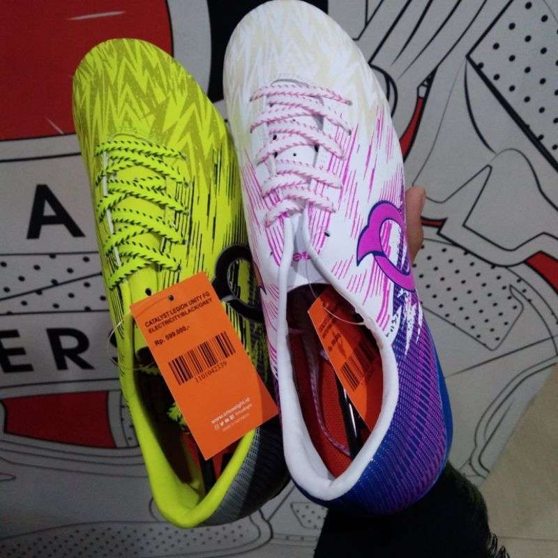 Jual Sepatu Bola Ortuseight Catalyst Legion Unity Fg Original Di Seller ...