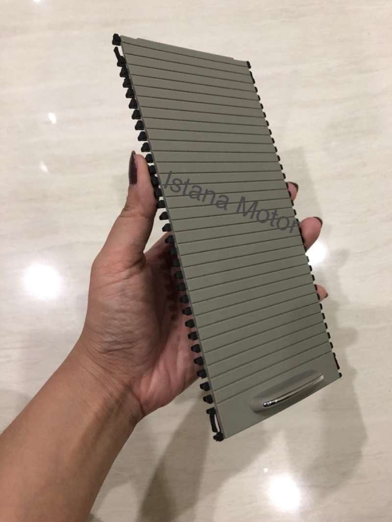 Promo Krey roller blind mercedes benz w204 w212 Gray Diskon 9% di ...