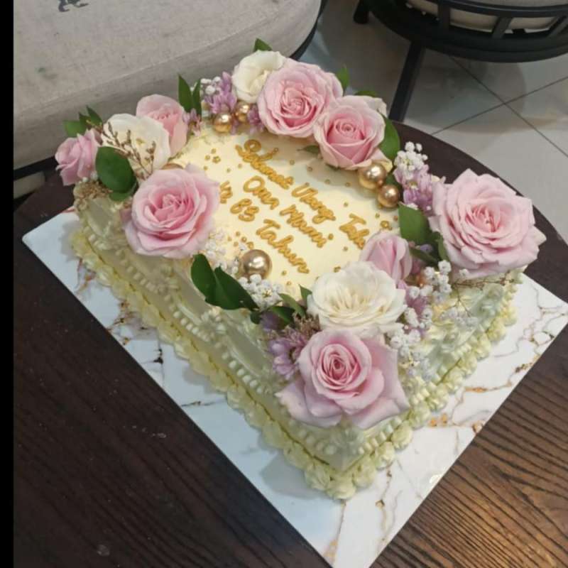 Jual Cake Ulang Tahun Flowers Fresh Kue Ulangtahun Bunga Cake Birthday ...