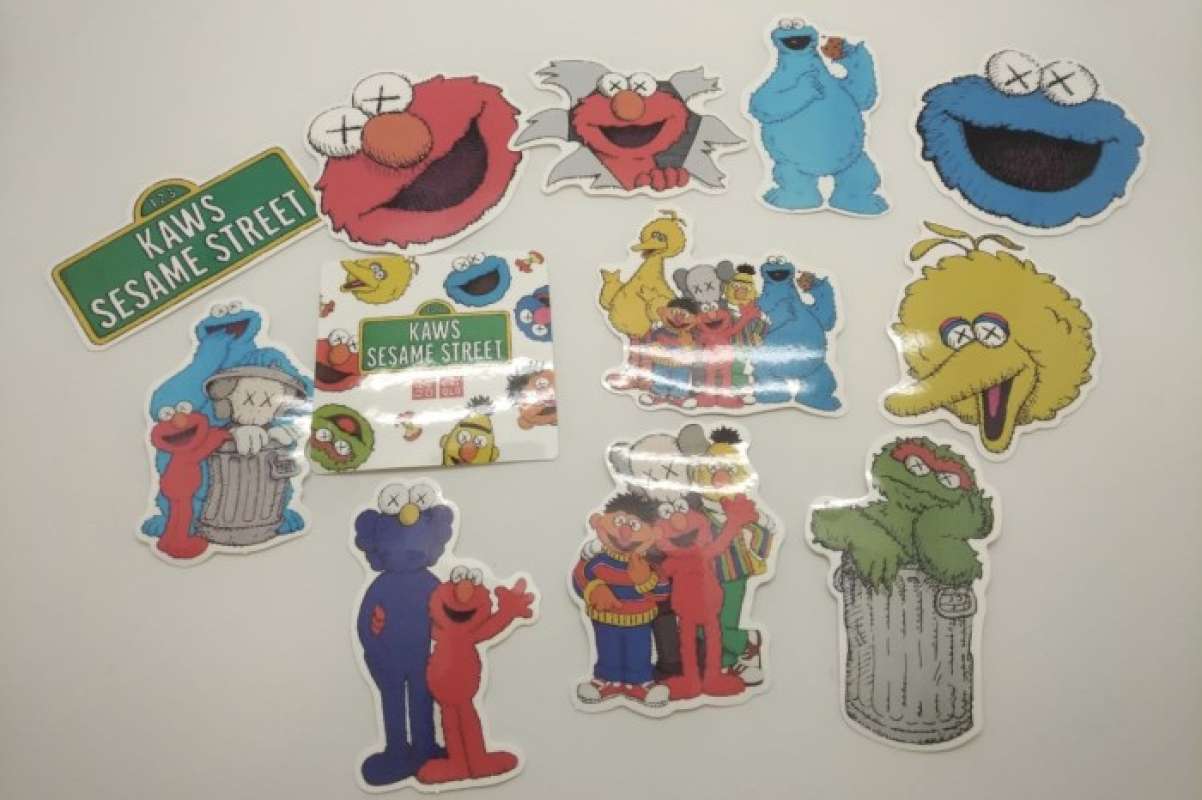 Promo Travel Label / Sticker Koper Rimowa / Laptop Kaws X Sesame Street ...